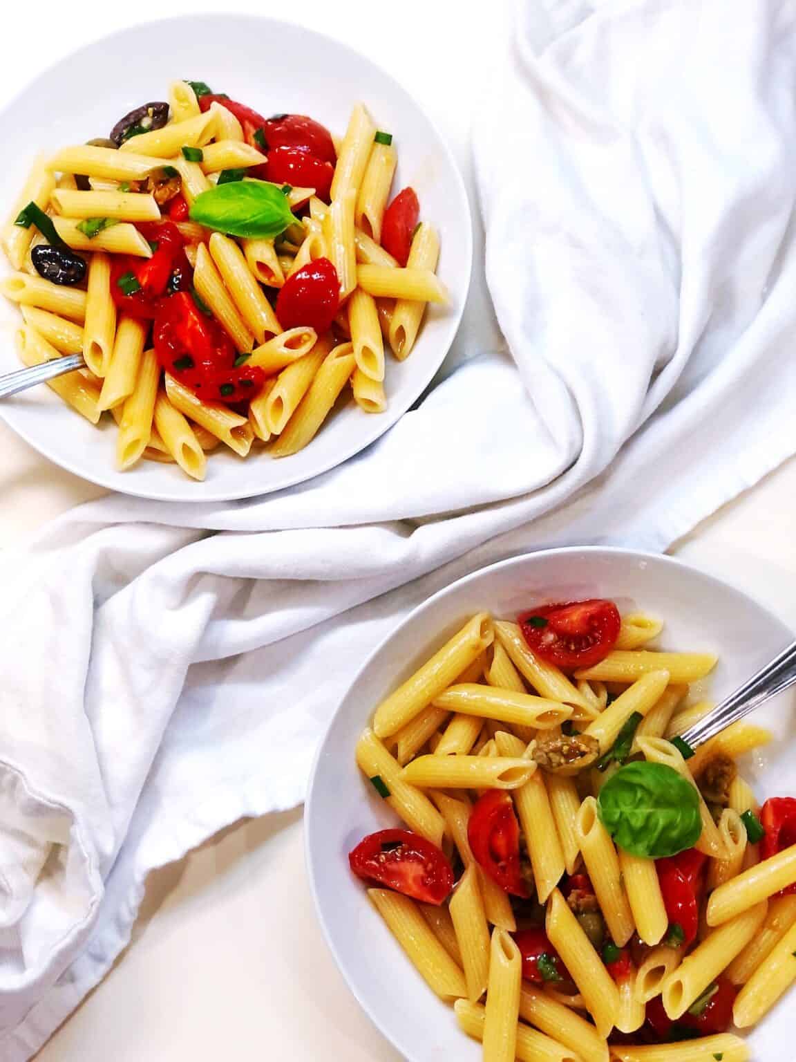 Checca Sauce (Italian No-Cook Tomato Sauce) • Keeping It Simple Blog
