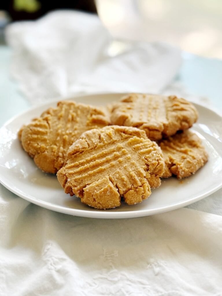 Perfectly Crunchy Peanut Butter Cookies • Keeping It Simple Blog